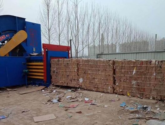 China YDWM200 Horizontal Closed Type Waste Paper Baling Machine with Conveyor from HFbaler supplier